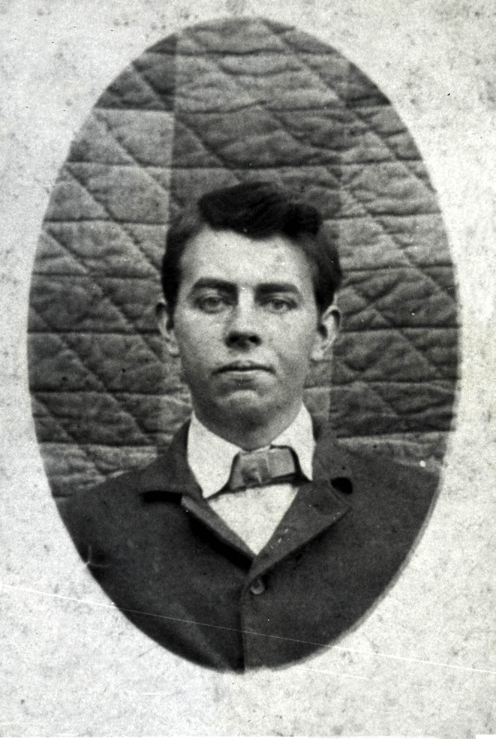 HENRY C. CREECH Community - Pine Mountain Settlement School