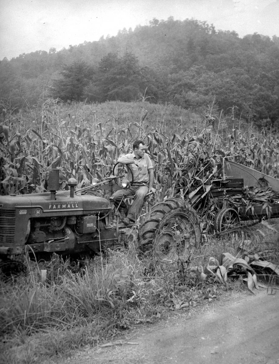 WILLIAM AND LOUISE WILL BROWNING Staff - Pine Mountain Settlement School