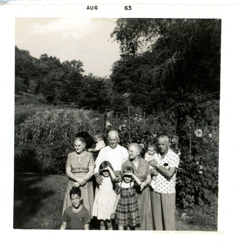 CREECH FAMILY - Pine Mountain Settlement School