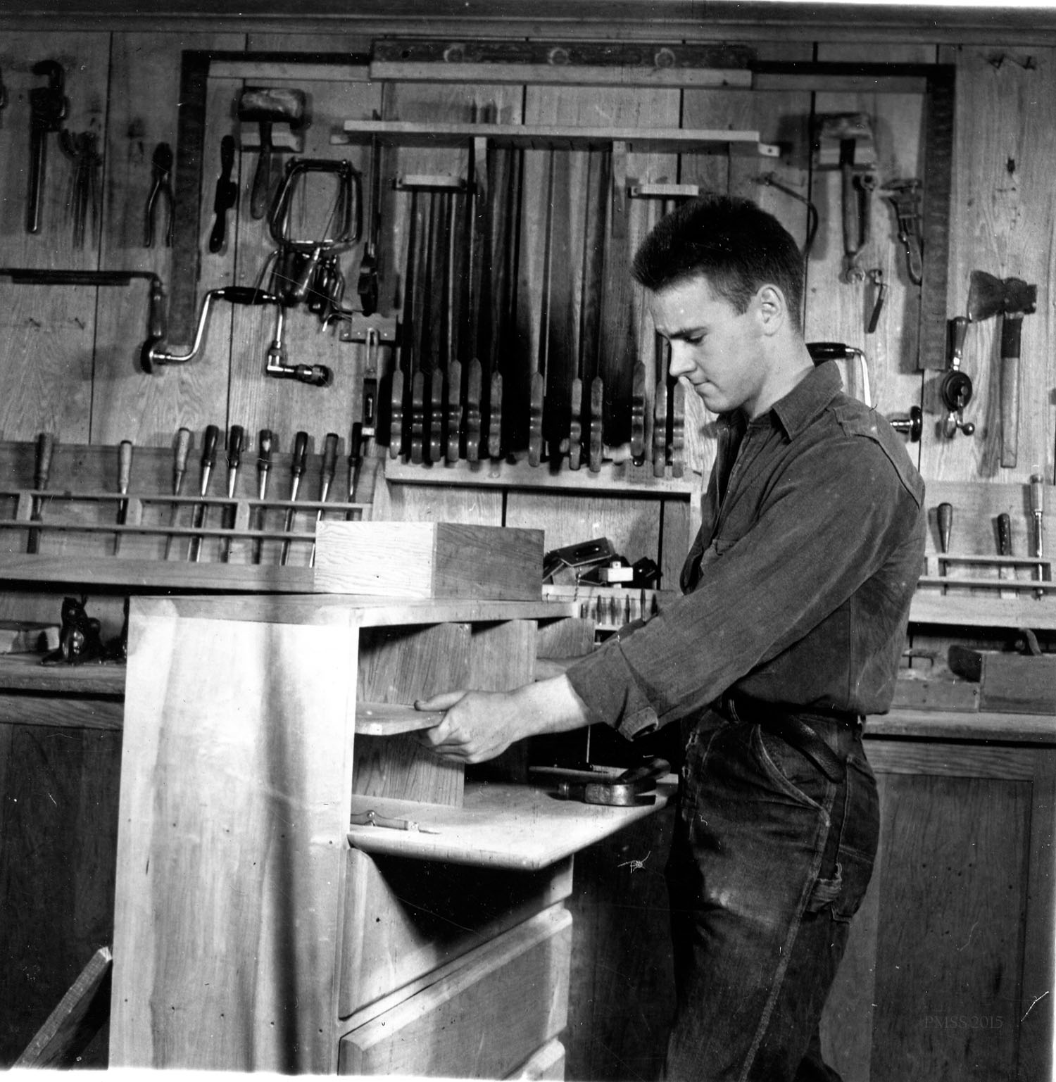 GLYN MORRIS 1939 WRITING Community Service in the Curriculum - Pine ...