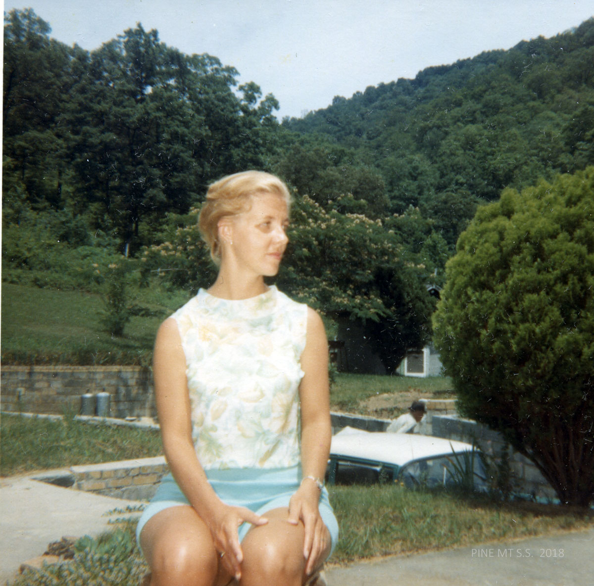 FLORA PATSY HALL Student - Pine Mountain Settlement School